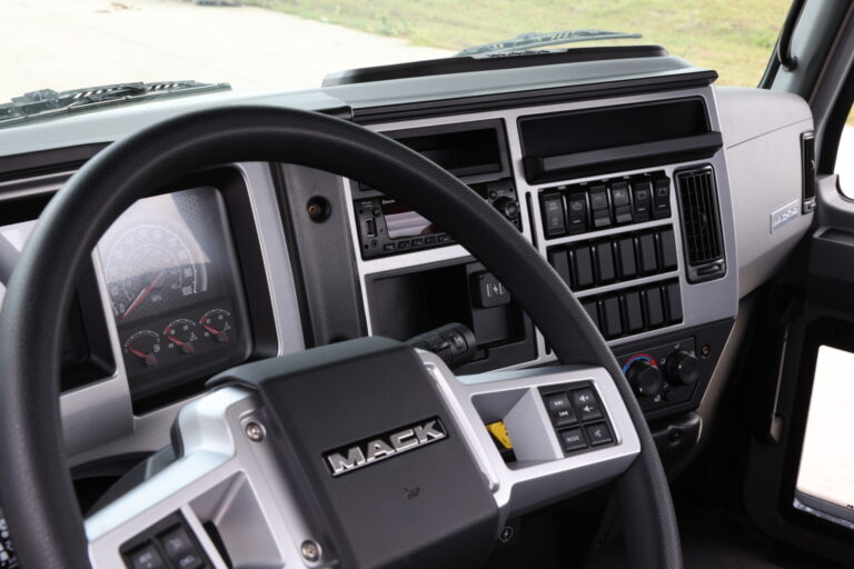 mack-MD-steering-wheel - Truck News