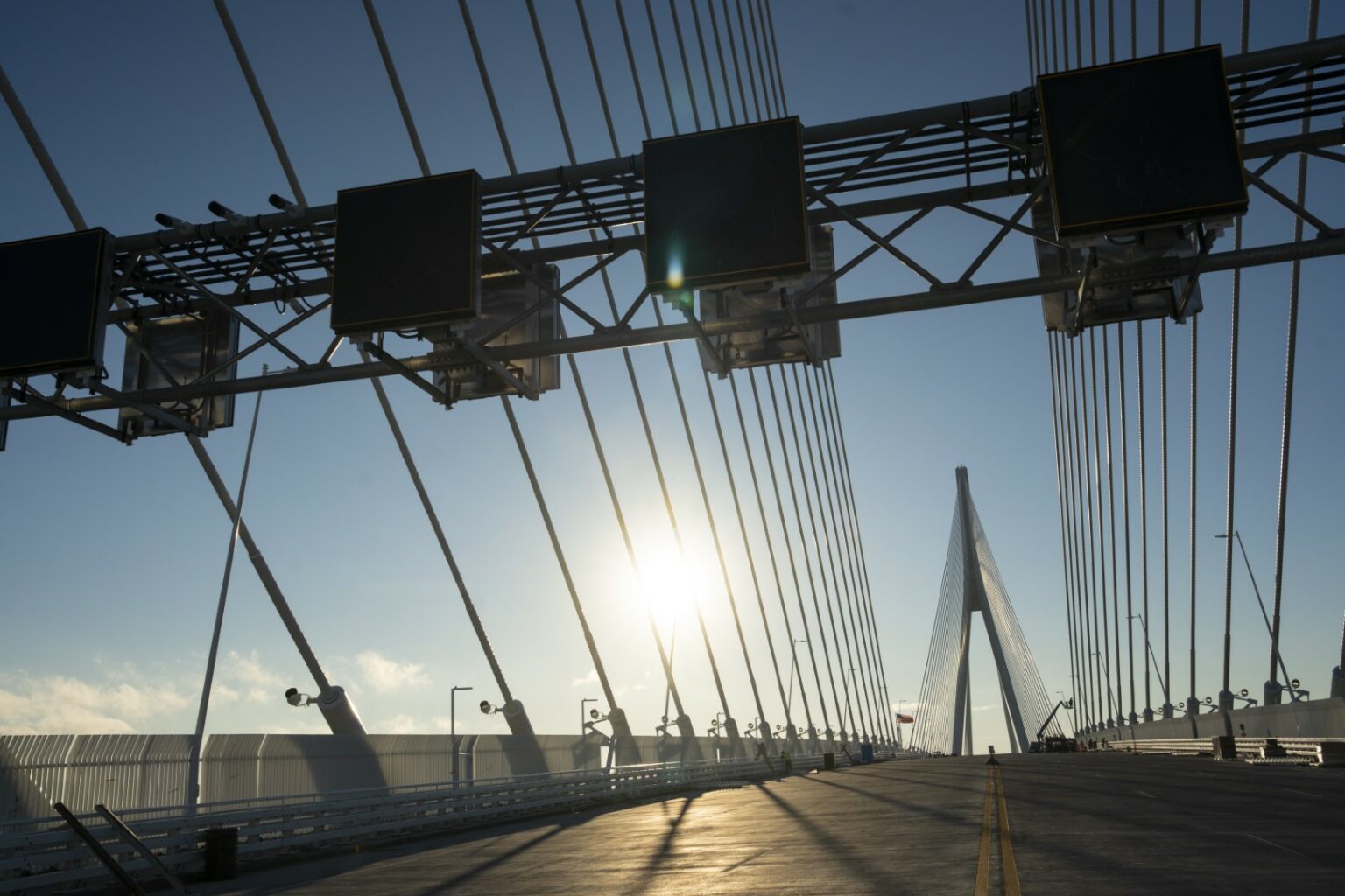 Carriers await Gordie Howe bridge opening as launch delayed - Truck News