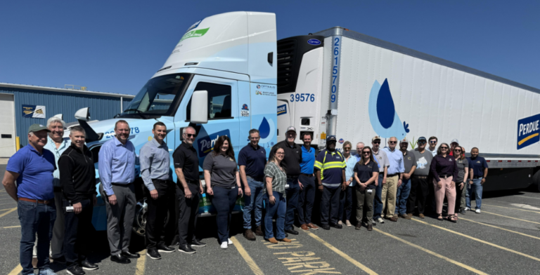 Perdue rolls out B100 biodiesel trucks hauling fresh chicken - Truck News